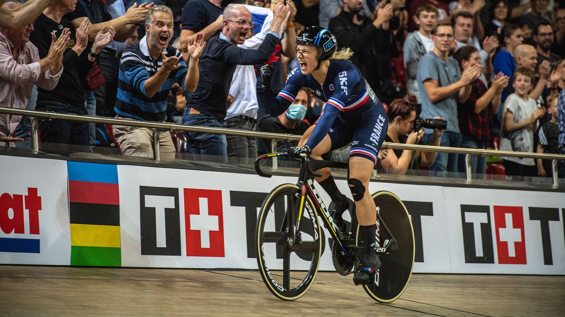 Look Cycle - Automatic pedals and carbon bikes